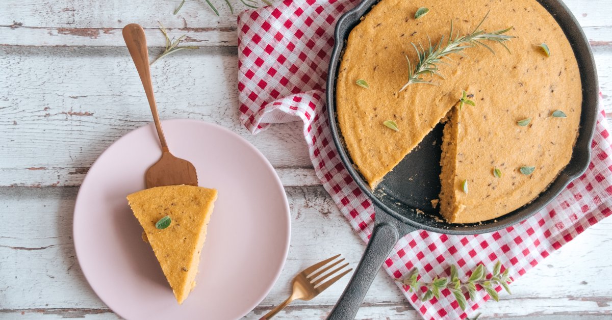 Mamaliga Recipe (Romanian Polenta) | Yuzu Bakes