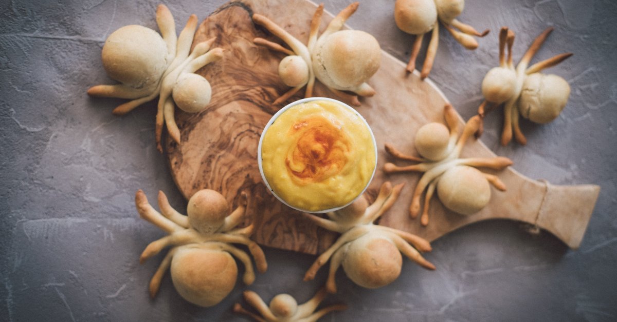 Halloween Spider bread | Yuzu Bakes