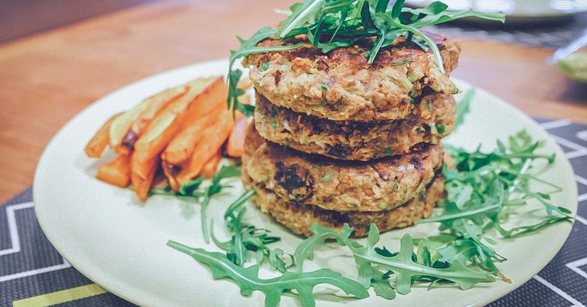 Quick and easy Vegan Lentil Patties Recipe | Yuzu Bakes