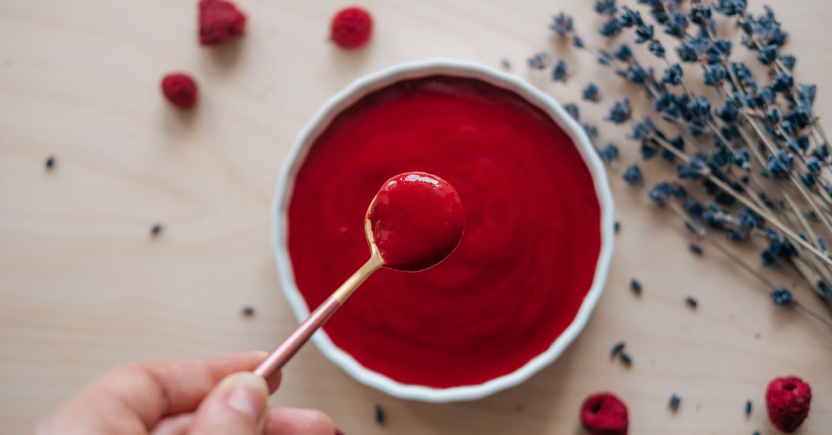 Quick and Easy Raspberry Coulis | Yuzu Bakes