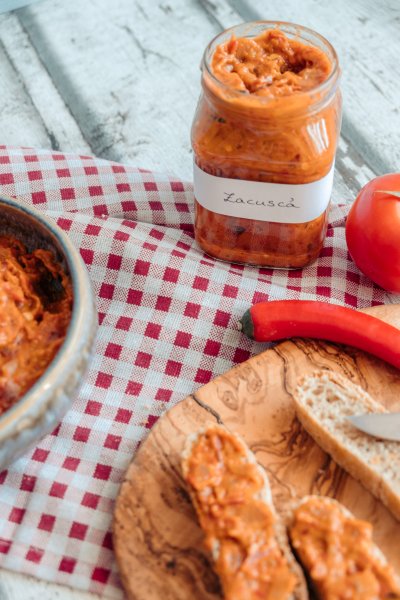 Authentic Zacusca (100+ year old Romanian recipe) | Yuzu Bakes