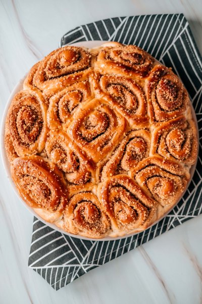 Easy Sticky Walnut buns | Yuzu Bakes