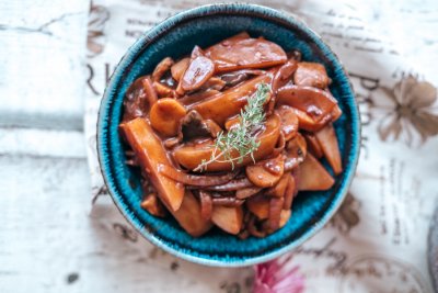 Vegan Coq au Vin | Yuzu Bakes