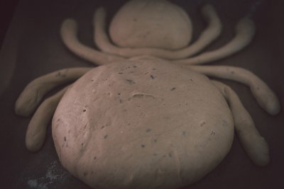 Halloween Spider bread | Yuzu Bakes